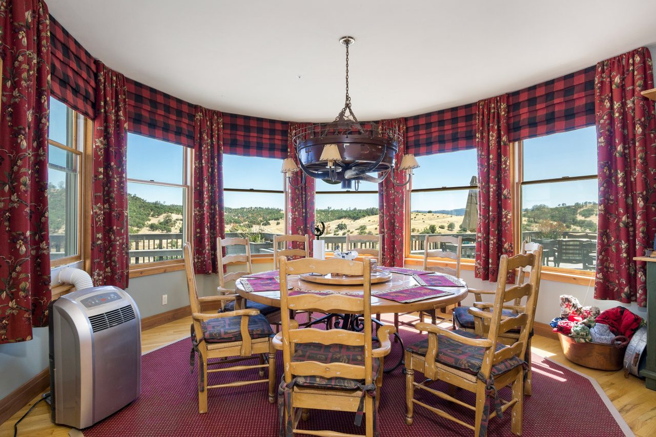 Pine Ranch - California Outdoor Properties