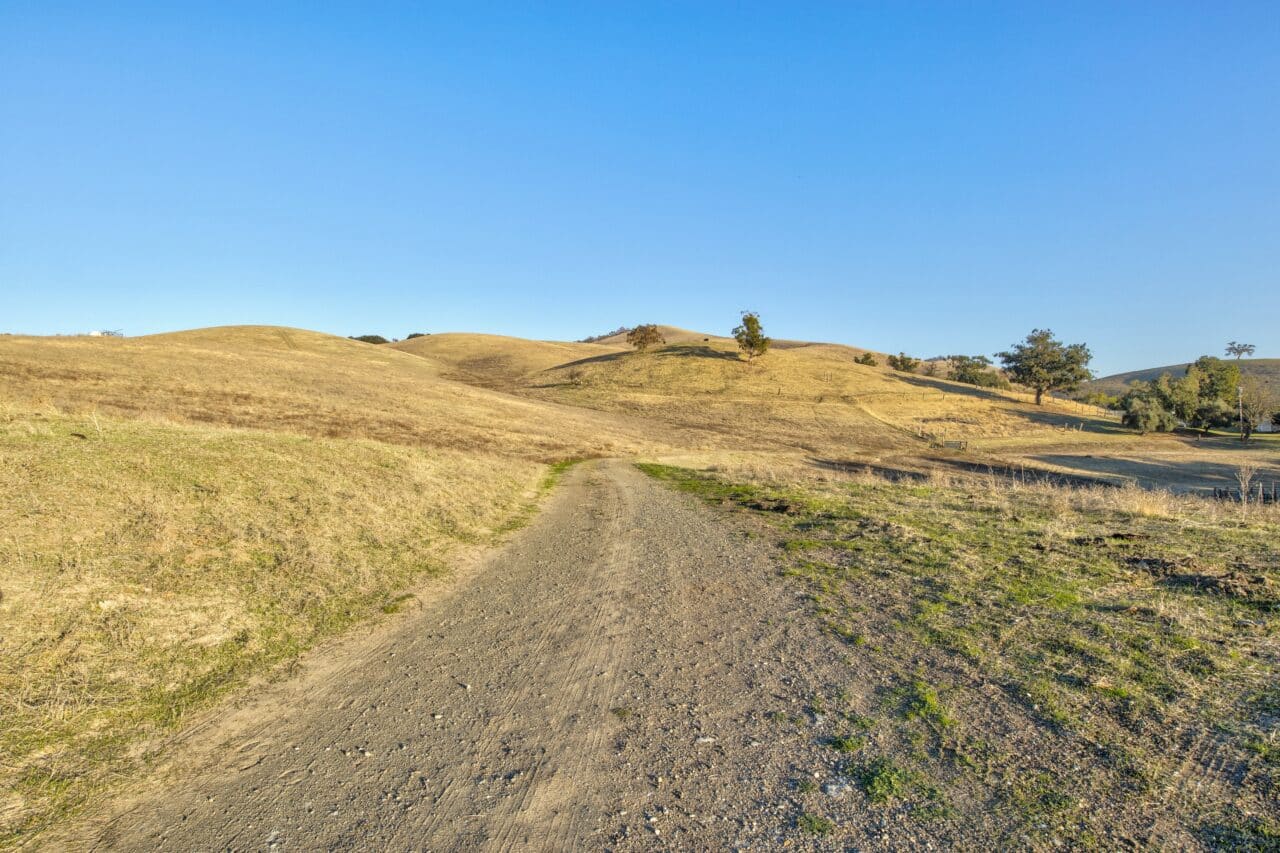 Bella Madeira Ranch - California Outdoor Properties